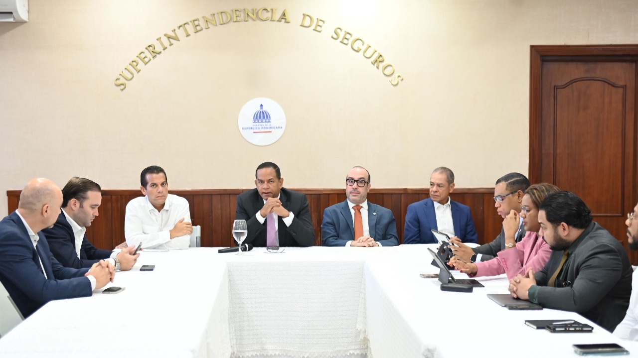 Presento Superintendencia de Seguros instructivo aplicación Resolución ...